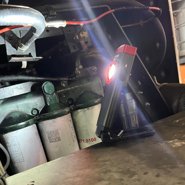 Observer Tools OBS-WL1 1000 Lumen Dual-Lamp LED Rechargeable Work Ligh